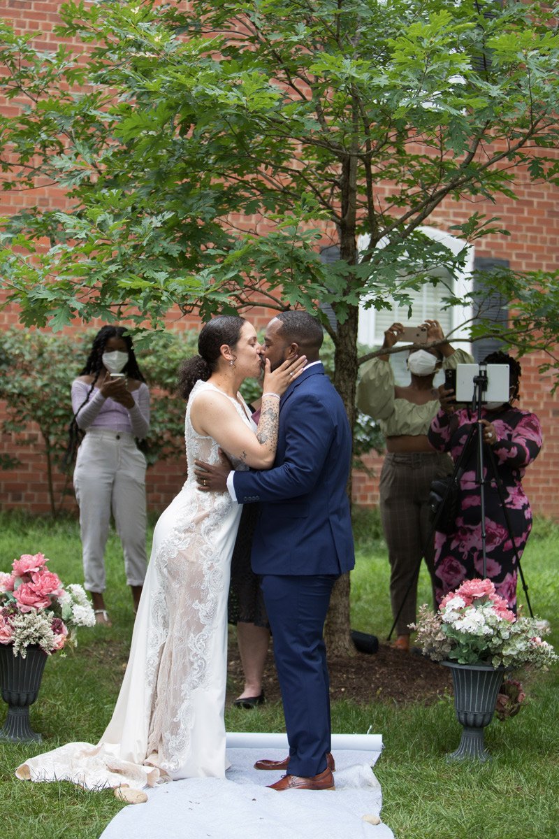 Gabby + Denzel Wedding | The Hendry House, Fort CF Smith in Arlington ...